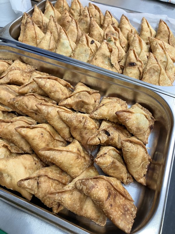 Spicey vegetable Samosas x5 - Moorish Bar